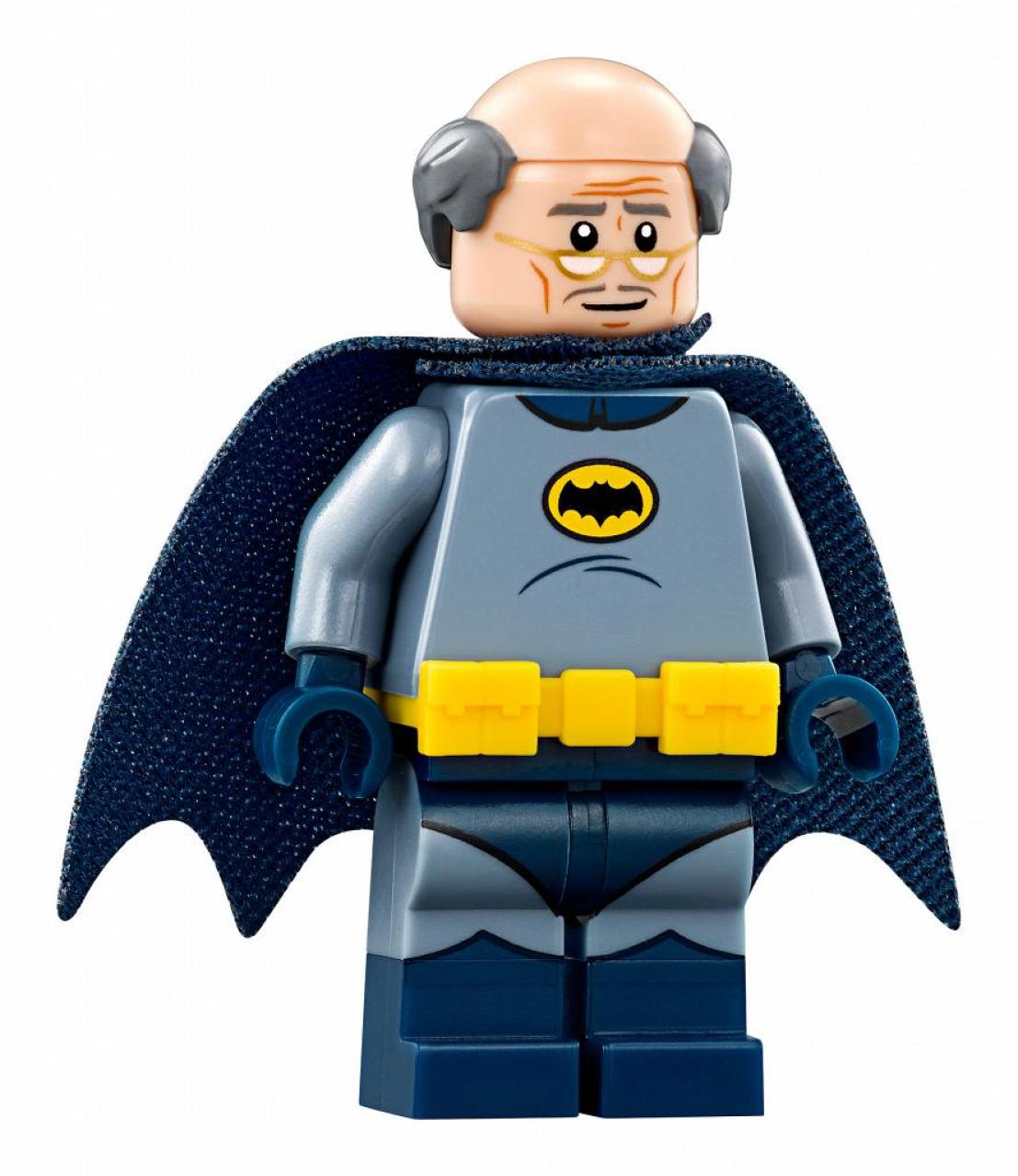 HeroBloks - Alfred Pennyworth (classic Batsuit)
